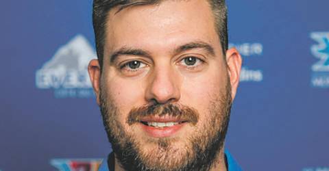 Simon Labrecque annonce son départ de l’Everest